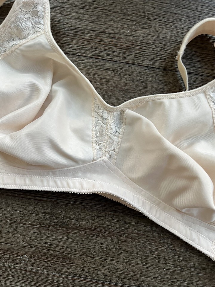 NEW Playtex 18 Hour Seamless Comfortflex Bra 4395 Ivory Wire Free Size ...