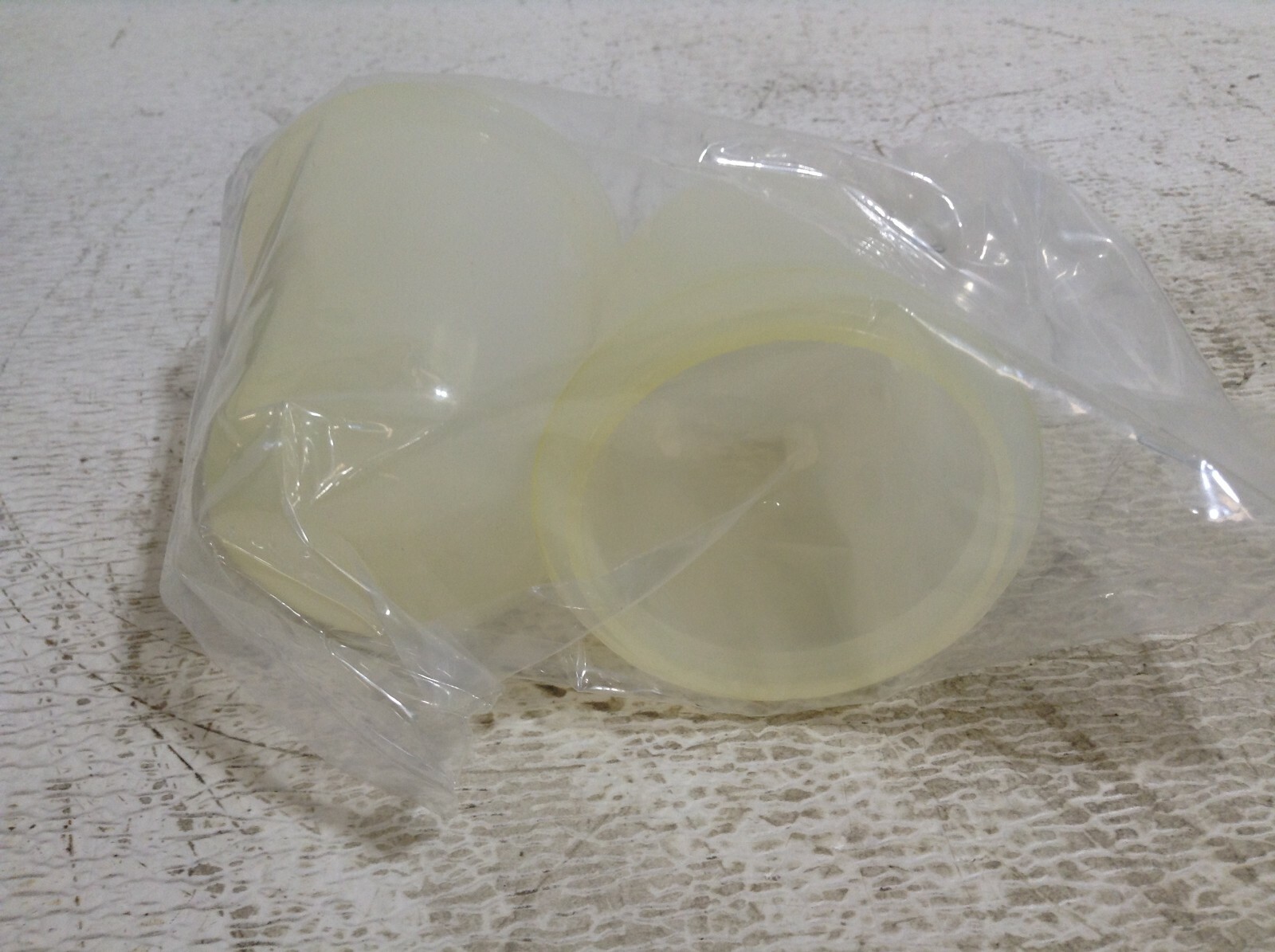 Daedong Kioti T4240-43134 Filter Pot T424043134 Bag of 2 New (TSC) | eBay