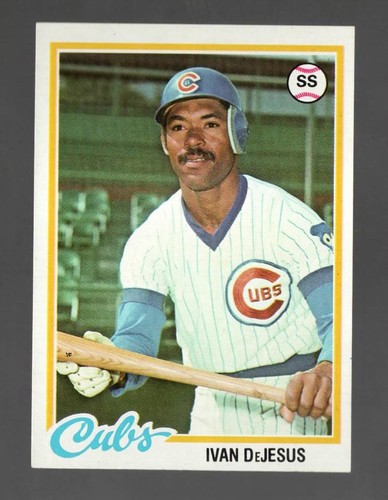 1978 Topps Ivan DeJesus Chicago Cubs Rookie card #152 Near Mint or ...