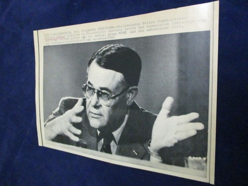 Wire Press Photo 1985 Gregore Sambor police commissioner testifies ...