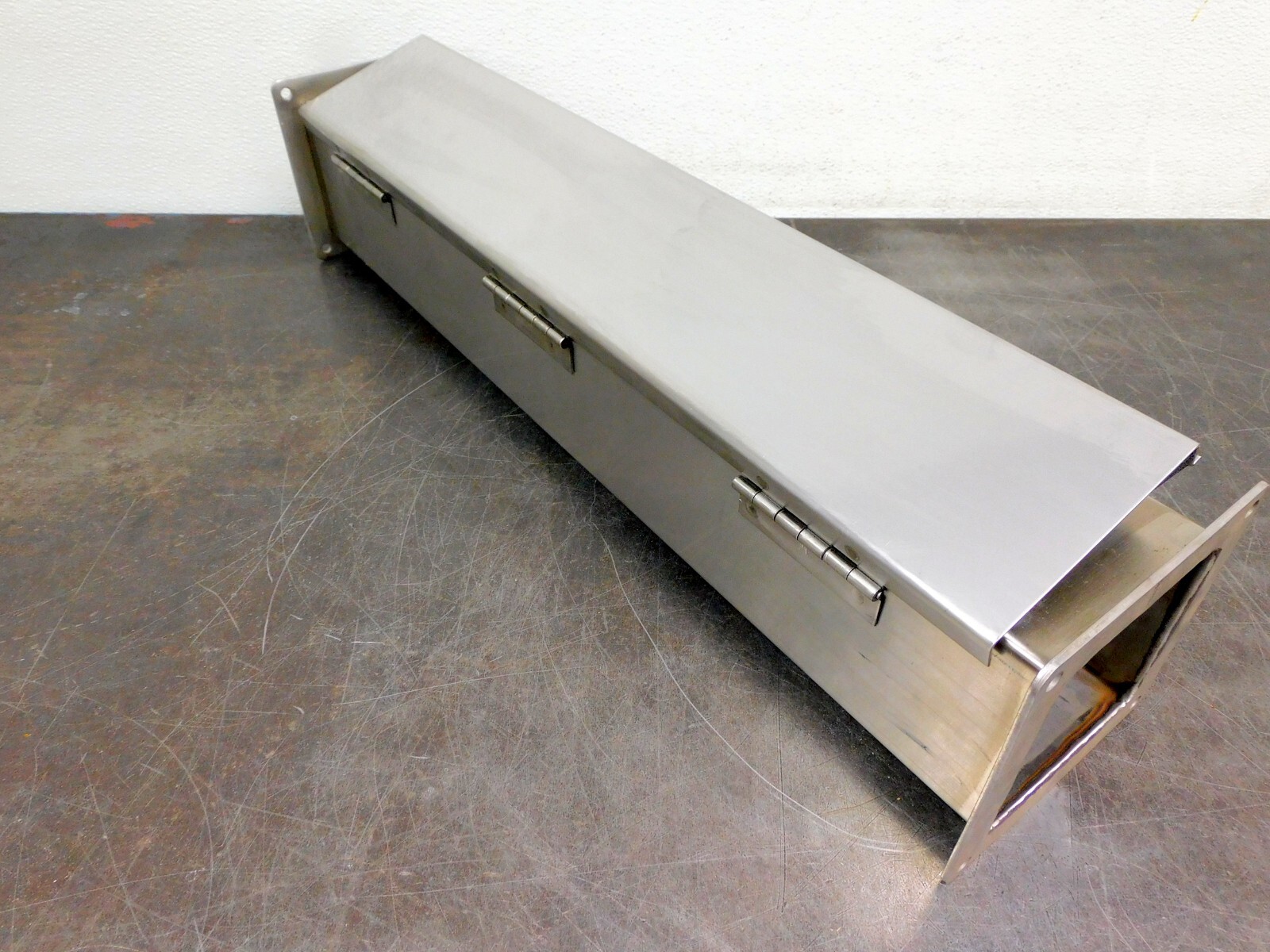 Hoffman F44W24SS Wiring trough Wireway 4"x 4"x 24 66KLStainless Steel ...