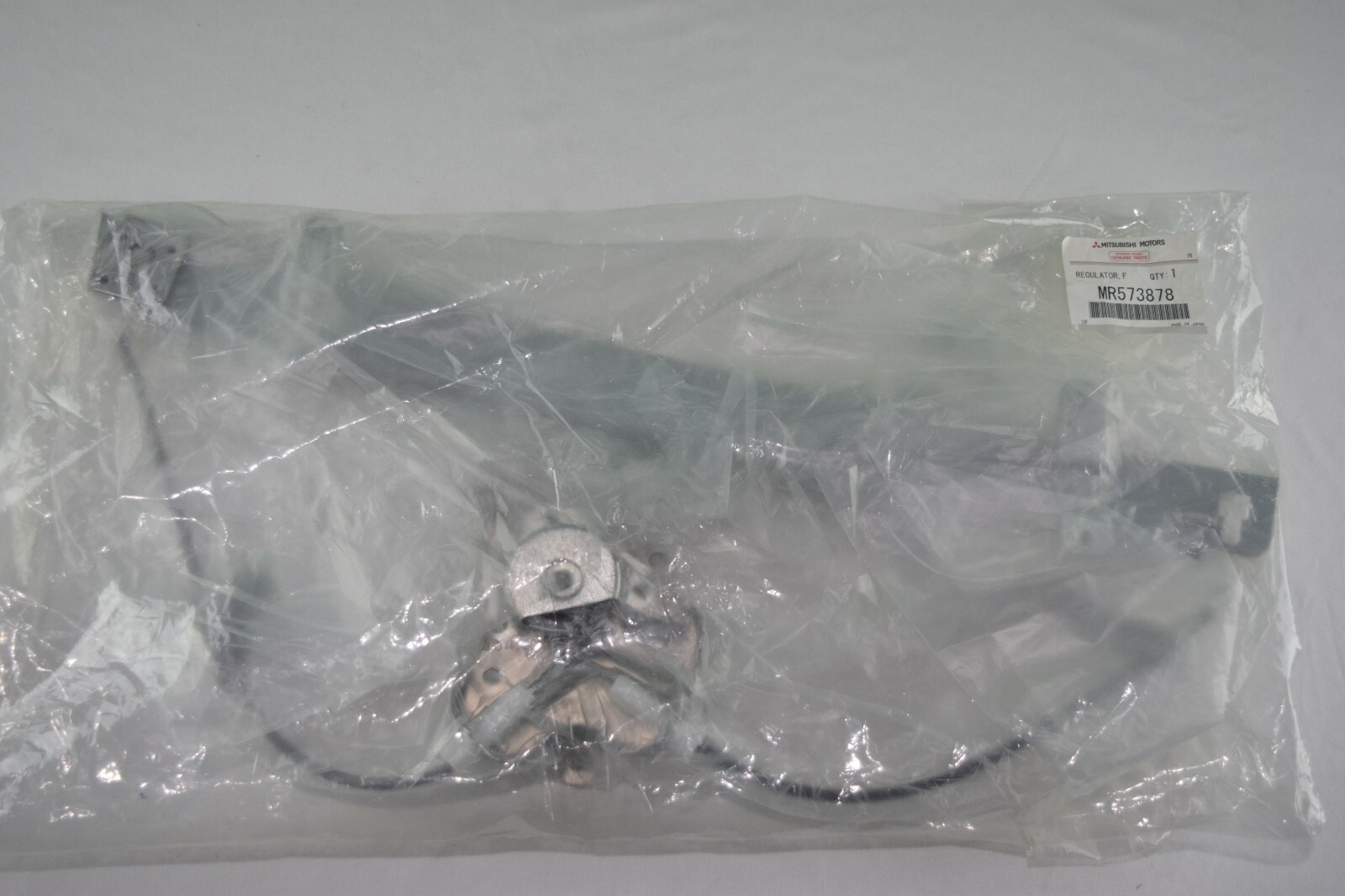 Genuine MITSUBISHI Outlander 03-06 Front RHPass Door Window Regulator ...