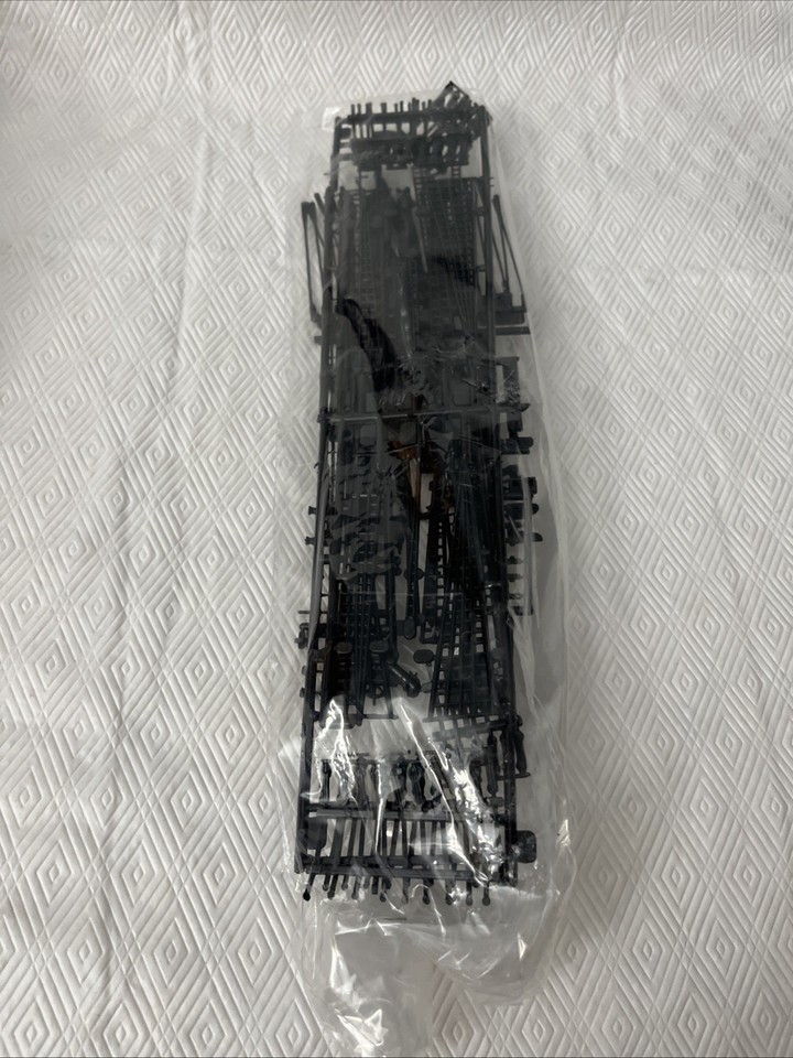 1966 Aurora Wanderer Whaler Plastic Model Ship Kit 1:87 Scale 440-595 ...