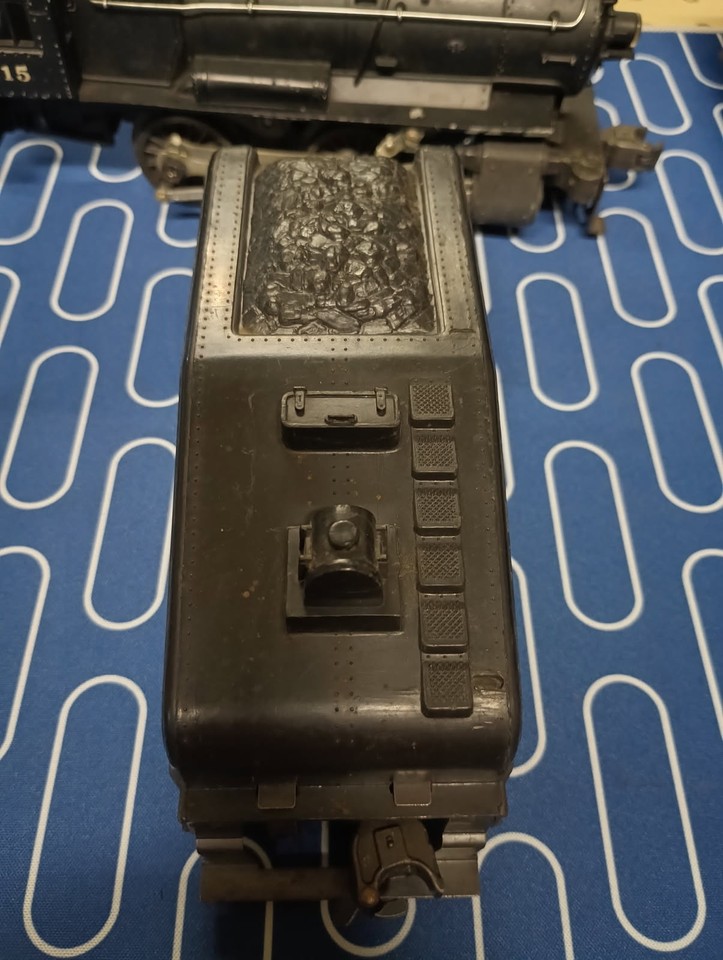 LIONEL POSTWAR 1615 LOCOMOTIVE SWITCHER 0-4-0 AND SLOPE BACK TENDER ...