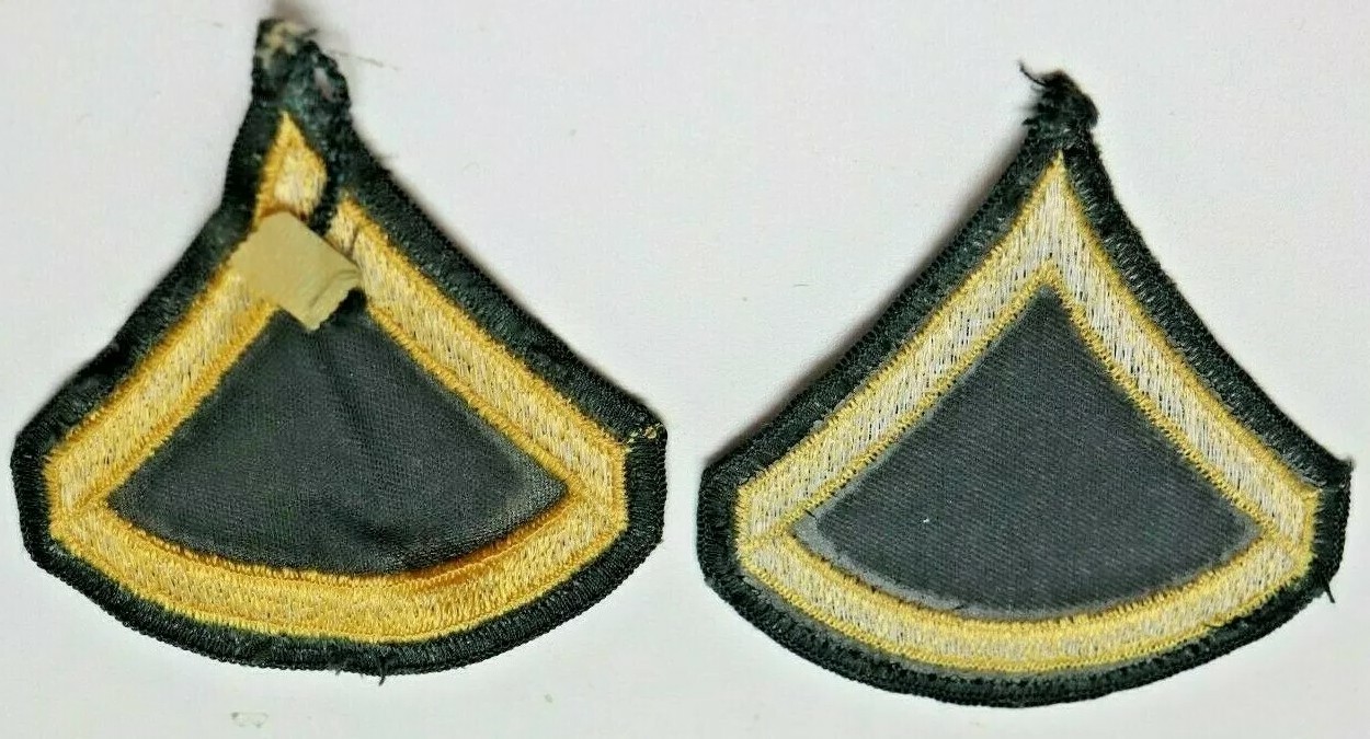 PFC Private First Class Stripes Rank Insignia Patch Pair green/gold ...