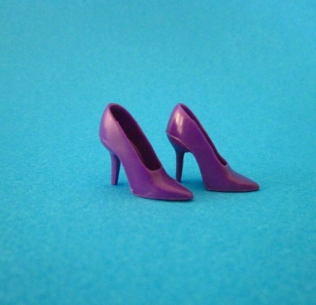 LOT 2 DRESSMAKER DETAILS SPIKE & SLINGBACK SHOES For Vintage ...