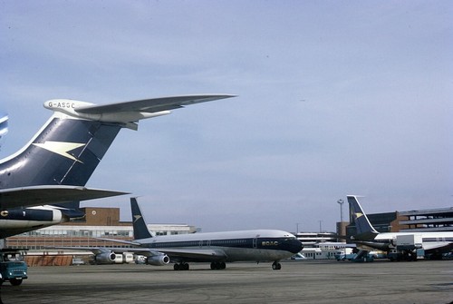 BOAC, Boeing 707, G-APFC, at Heathrow, in 1968, aircraft slide | eBay