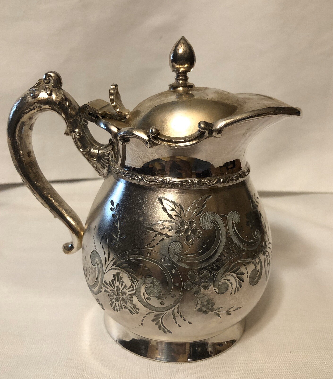 Meriden B. & Co. Silver Plate Coffee/Tea Pot, Sugar Bowl & Creamer Set ...