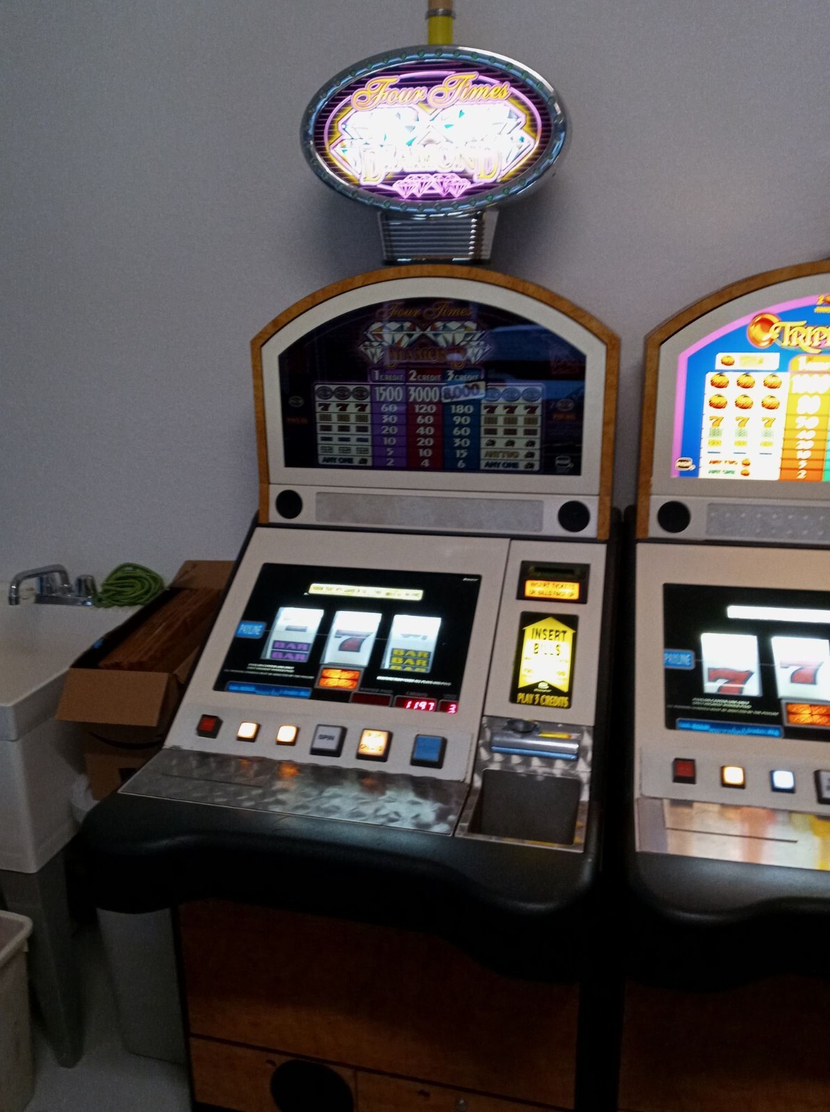 2 slot machines | eBay