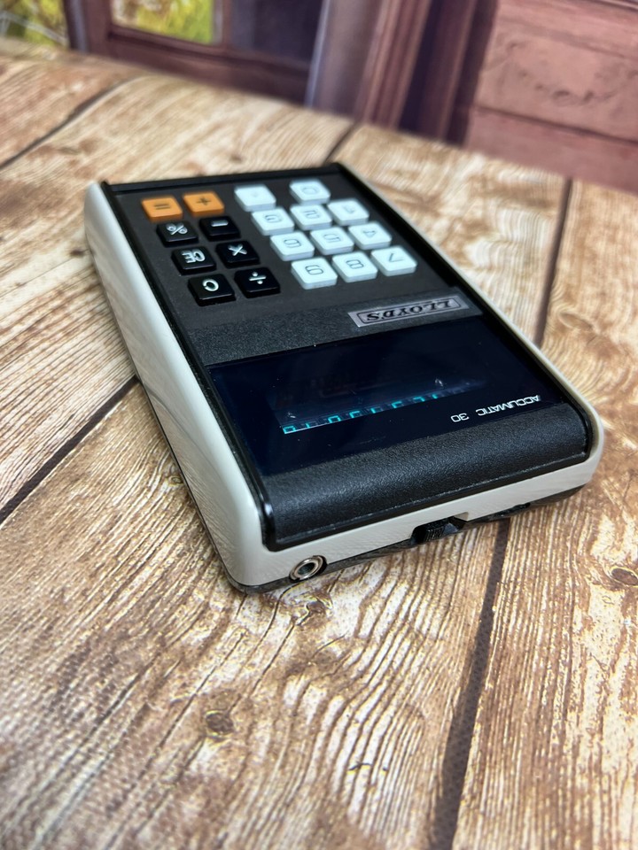 LLOYDs Accumatic 30 Calculator with Case Handheld Vintage | eBay