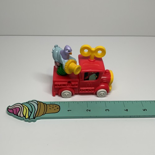 Vintage 1994 Animaniacs Goodfeathers Car Vehicle Figure McDonalds Happy ...