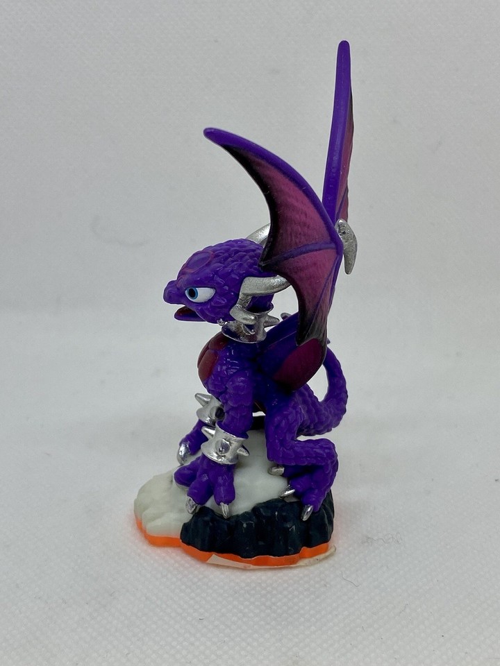 CYNDER - UNDEAD ELEMENT SKYLANDERS GIANTS FIGURE | eBay