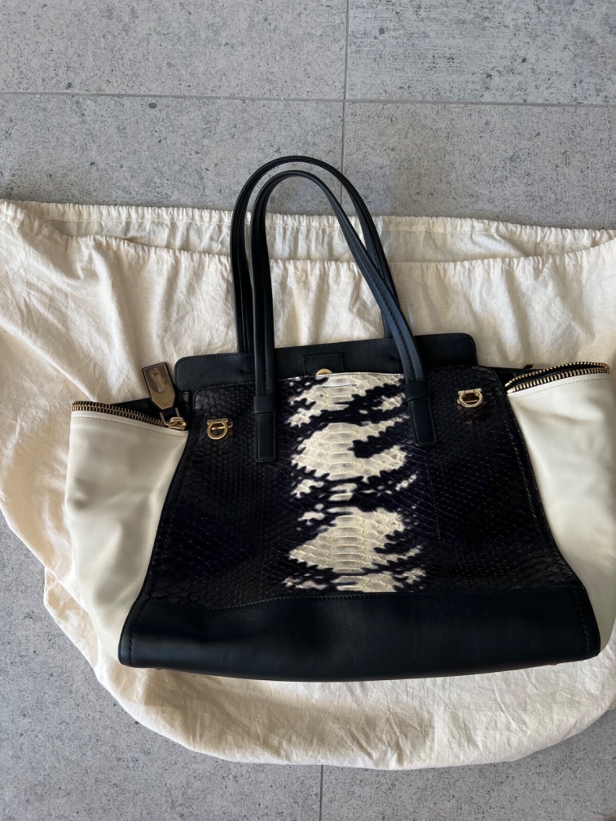 Salvatore Ferragamo Gancini Black Python Leather Tot… - Gem