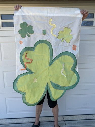 Vintage St Patricks Shamrock Clovers Garden Flag Irish Luck Spring ...