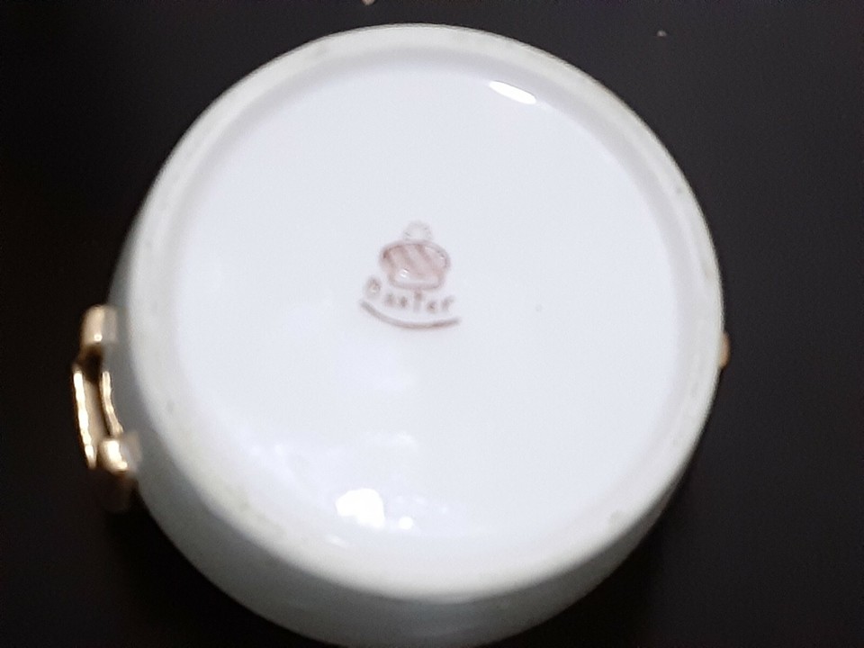 Baxter Vintage Porcelain Trinket Box With Lid Gold Trim | eBay