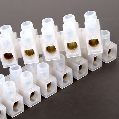 2x 30 AMP 12 WAY CONNECTORS STRIP - Electrical Wire Terminal Choc Block ...