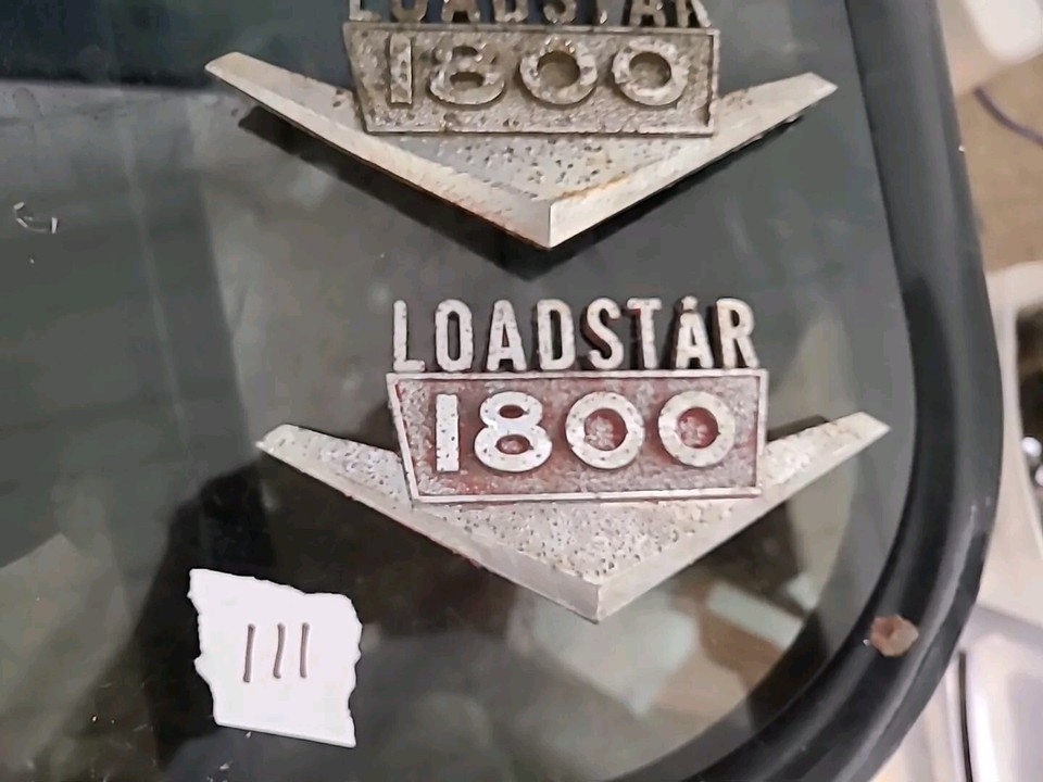 VINTAGE 1960S INTERNATIONAL LOADSTAR 1800 TRUCK SIDE EMBLEM SET OEM | eBay