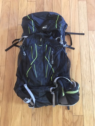 REI Flash 62 Hiking Camping Backpack Multicolor Vented Frame Ultra ...