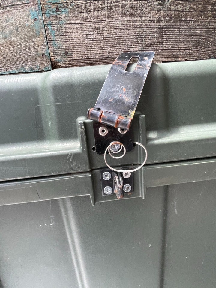 Hardigg Military Case TL500i Hard Case Storage Box Foot Locker 32x15x18 ...