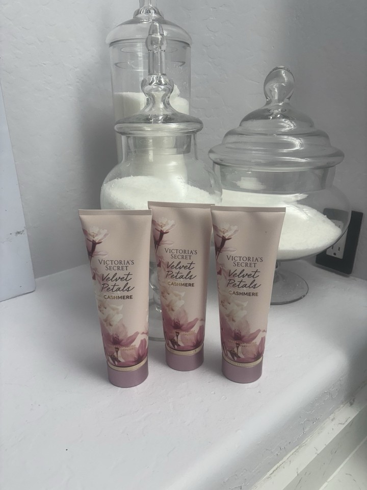 VICTORIA’S SECRET VELVET PETALS CASHMERE BODY LOTION CREAM 8 oz New Lot ...