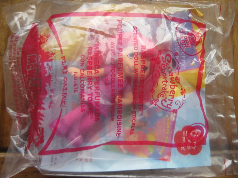 McDonald's Strawberry Shortcake Raspberry Torte #6 2010 Happy Meal toy ...