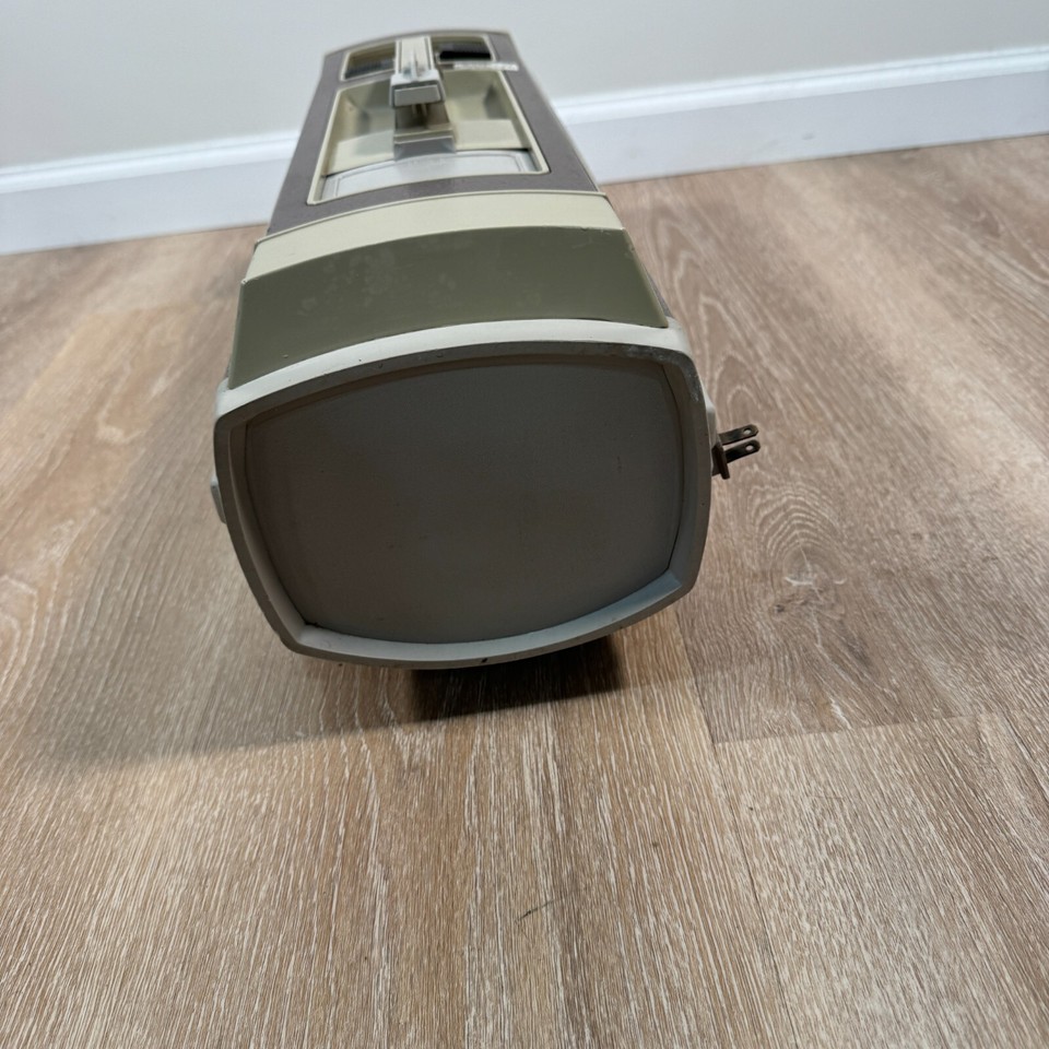 Electrolux Marquise 1521 Canister Vacuum BUNDLE Power Nozzle + Tools ...