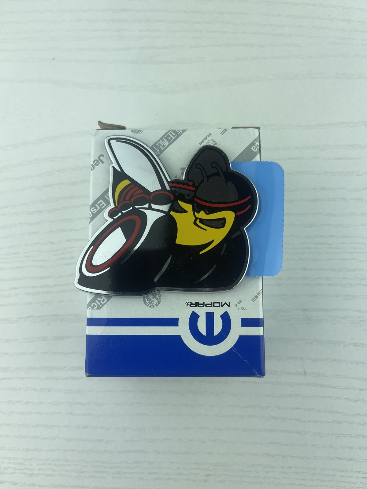 Dodge Challenger Charger FRONT FENDER SHAKER R/T SCAT PACK BEE EMBLEM ...