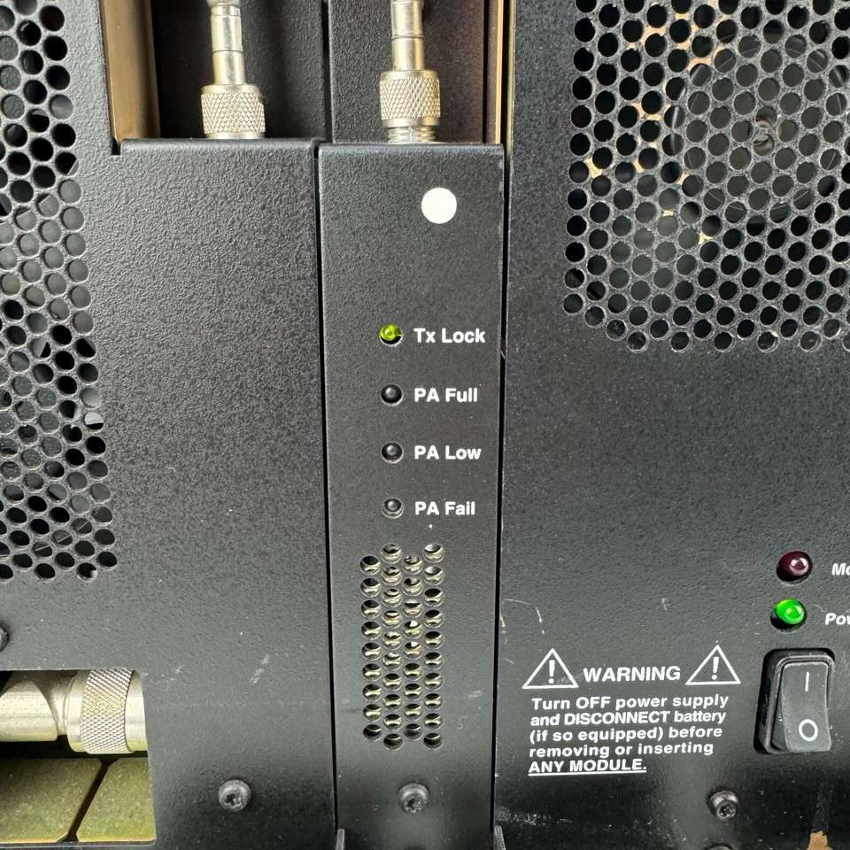 Motorola Quantar Repeater Base Station T5365A 800mhz UHF Trunking ...