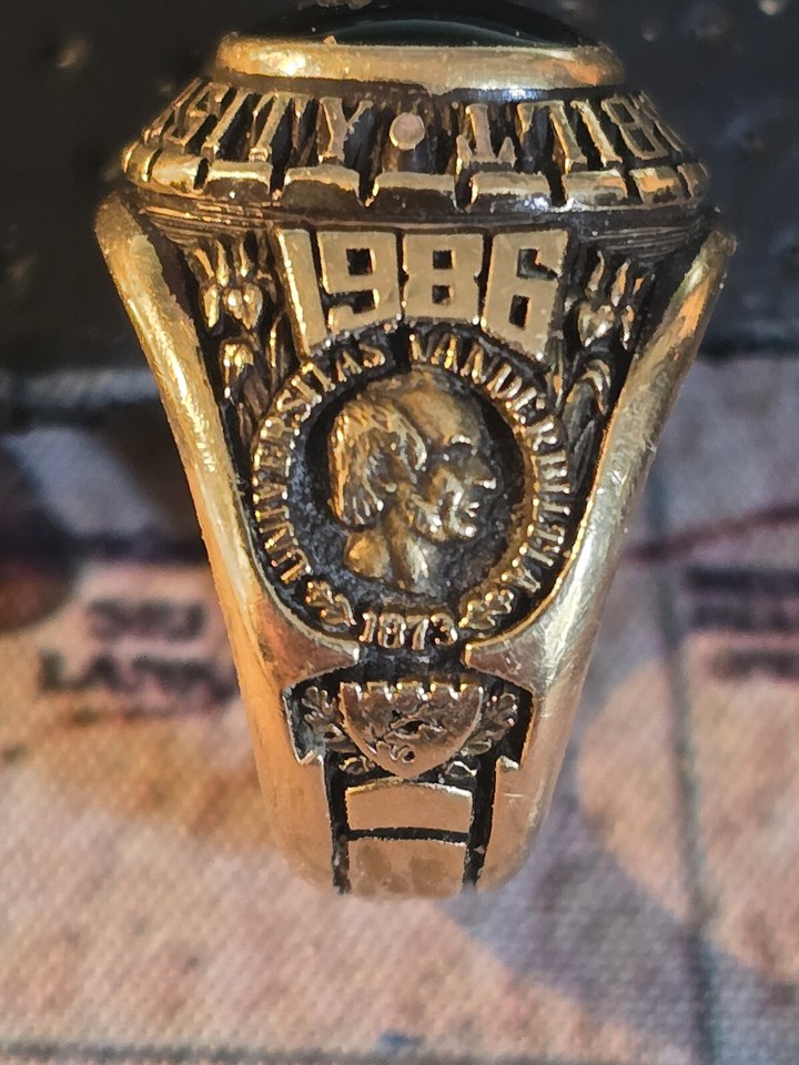 Vanderbilt University Class Ring 14K Yellow Gold Black Gemstone ...