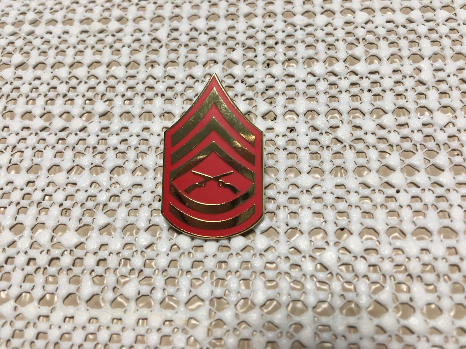 USMC GUNNERY SERGEANT E-7 RANK PIN | eBay