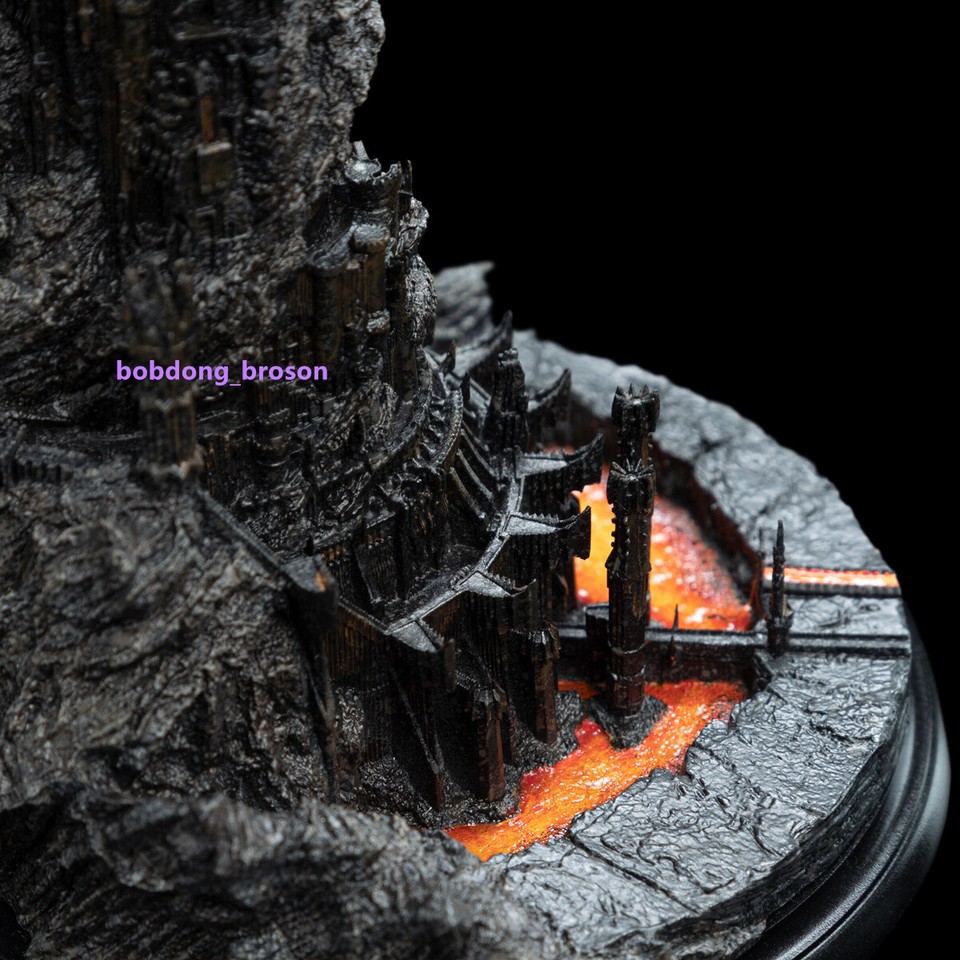 WETA Lugburz The Lord of the Rings Polystone TOWER OF BARAD DÛR Figure ...