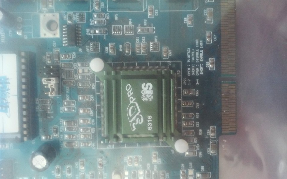 SiS 6316 GPU 3D Pro Video Board 4MB DRAM Vintage VGA Rca AGP 3.3V Graph ...