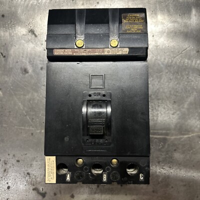 Circuit Breakers - Square D 225A