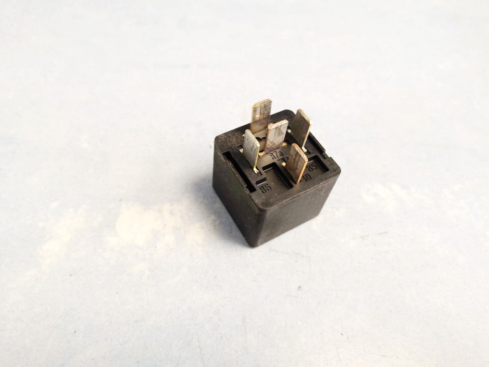 mr301971 Relay module for Mitsubishi Pajero UK1004637-16 | eBay UK