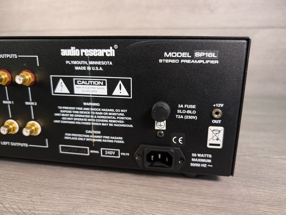 Audio Research SP16 High Definition Vacuum Tube Preamp - Used - Silver ...