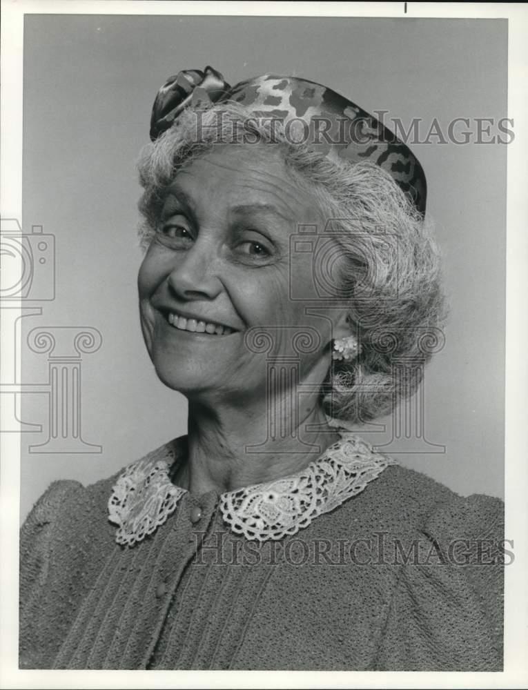 Estelle Getty 1985 Sie Wurde 84: "Golden Girls" Schauspielerin Estelle