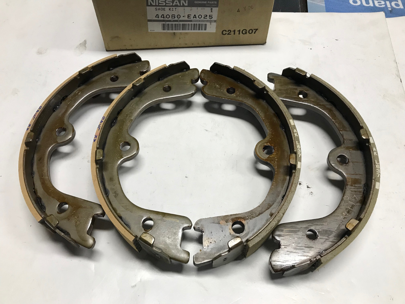 44060EA025 44060EA026 190X33 GANASCE FRENO MANO NISSAN NAVARA ...