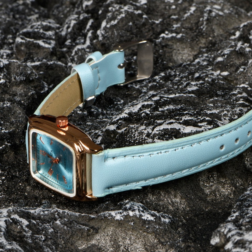 Vintage Women Leatheroid Band Watches Quartz Analog Wristwatch Casual ...