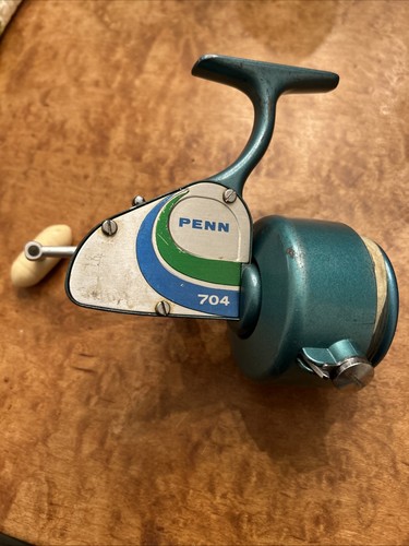 PENN 704 Reel Spinfisher Deluxe. Bail-less VINTAGE The Reels of ...