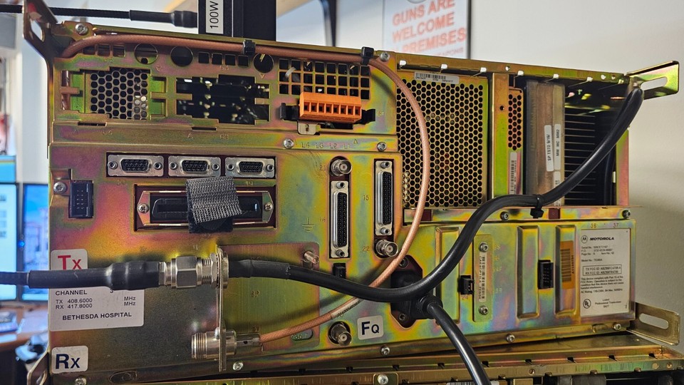 Motorola Quantar Low Band UHF Repeater R0 380-433Mhz CPN1047 Aligned | eBay