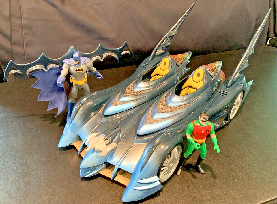 Mattel DC Batman 2-in-1 Batmobile & Robin Motorcycle w/ Bonus Action ...