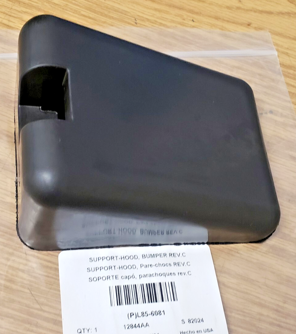 ~ NEW GENUINE PACCAR OEM KENWORTH / PETERBILT HOOD SUPPORT BUMPER ~ L85 ...