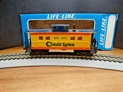 Life Like HO Scale 35' WM1872 Chessie System Model Railroad Cupula ...