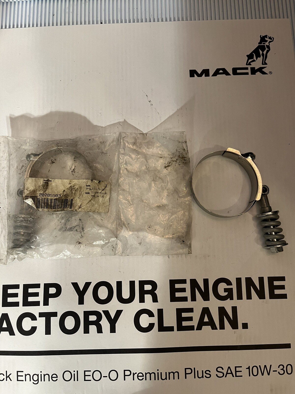 OEM MACK SET OF 2 SPRING CLAMPS P/N 20705903 | eBay