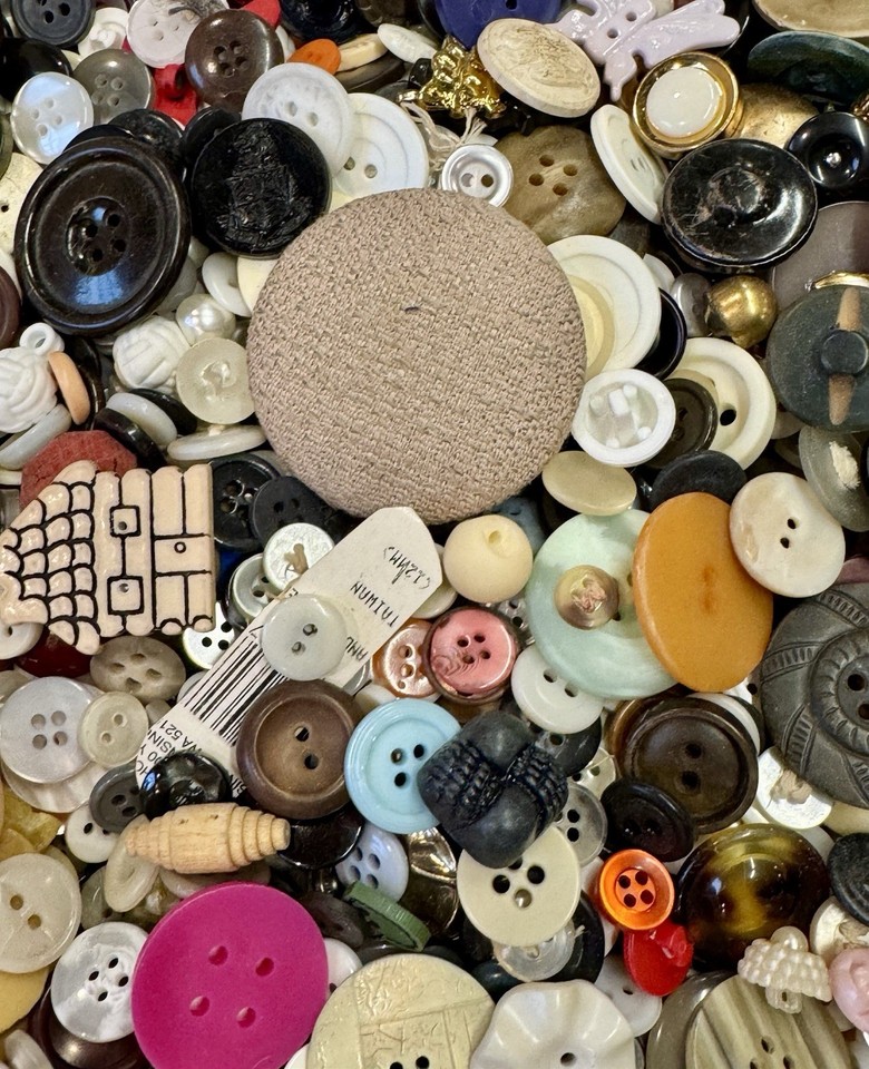 BUTTONS! HUGE Lot Estate Mix TEN POUNDS Vintage Sewing Buttons 10lb ...