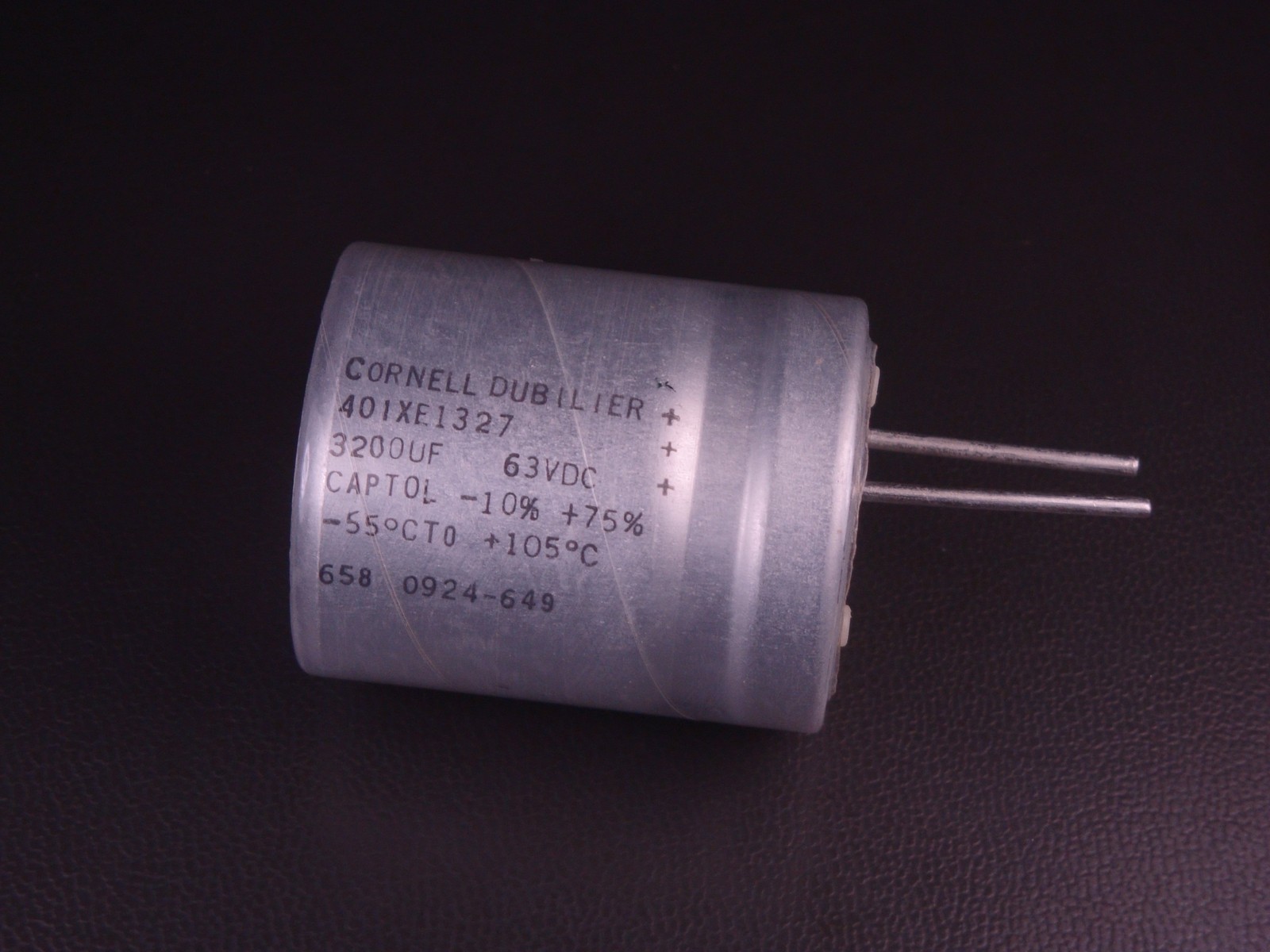 401XE1327 Cornell Dubilier Capacitor 63V 3200 uF µF -10% to +75% Radial ...