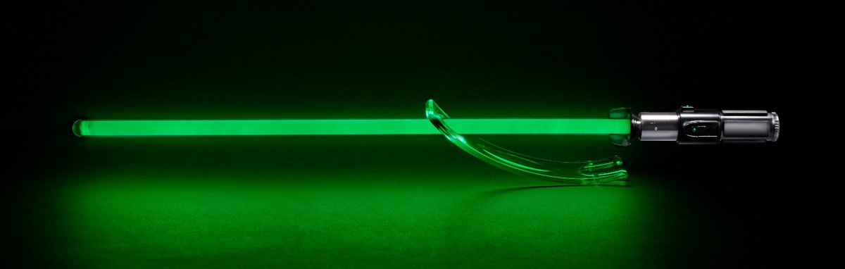 STAR WARS BLACK SERIES YODA FORCE FX LIGHTSABER DELUXE GREEN STAR WARS BLACK SERIES YODA FORCE FX LIGHTSABER DELUXE GREEN
