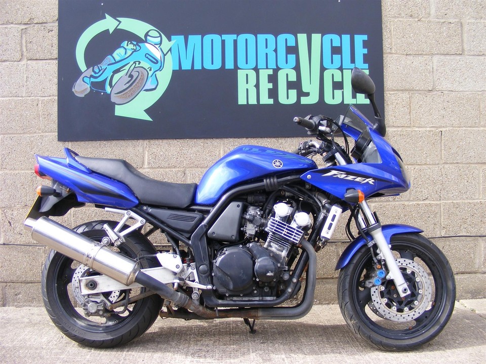 Yamaha FZS 600 Fazer Panel Tail Right Rear 2002 2003 FZS600 Mk2 A869 | eBay