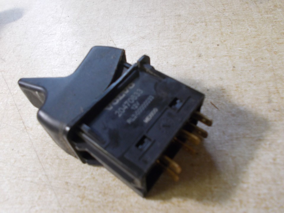 Volvo 20470633 12V Engine Brake Switch *FREE SHIPPING* | eBay