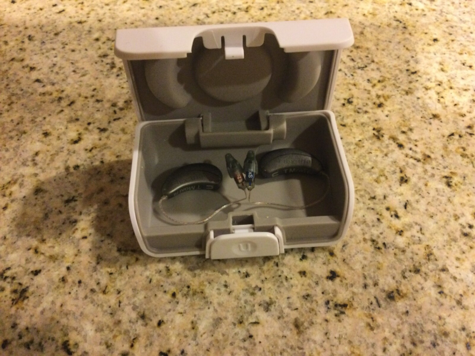 Unitron Moxi Fit RIC Hearing Aids | eBay